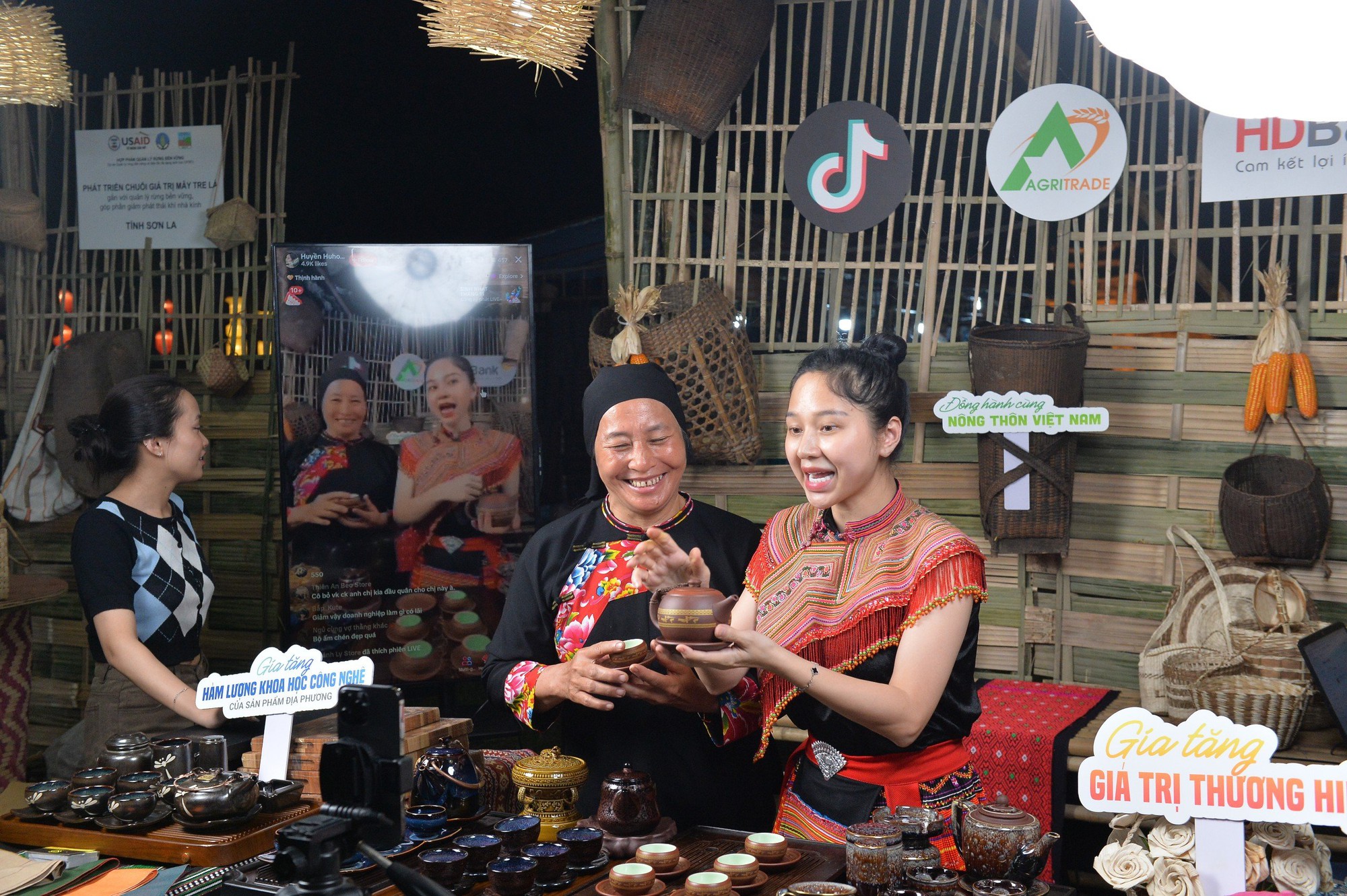 Chung tay phát triển các làng nghề truyền thống